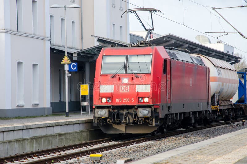 DB freight train editorial stock image. Image of germany - 39952689