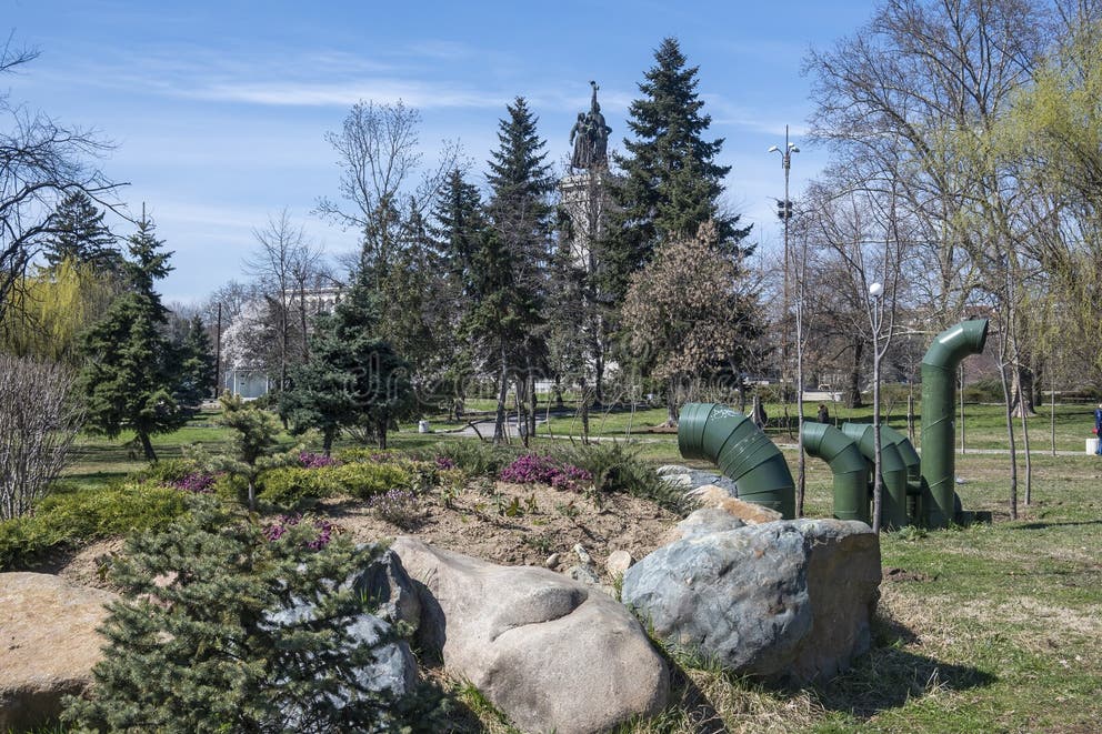 Monument of the Soviet Army in Sofia, Bulgaria Editorial Photo - Image ...