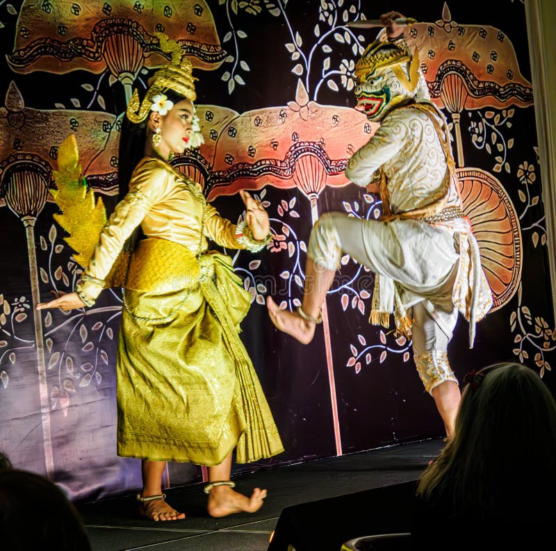 Cambodian Traditional Dance Performance 3 - Siem Reap, Cambodia ...