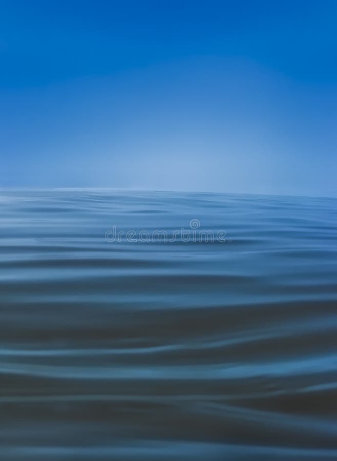 Soft Blue Waves on Water Surface, Soft Texture with Infinite Horizon ...