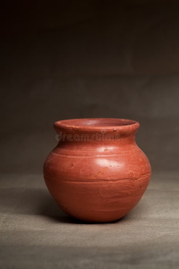 Soft clay pot : pitcher stock image. Image of loam, articraft - 27231863