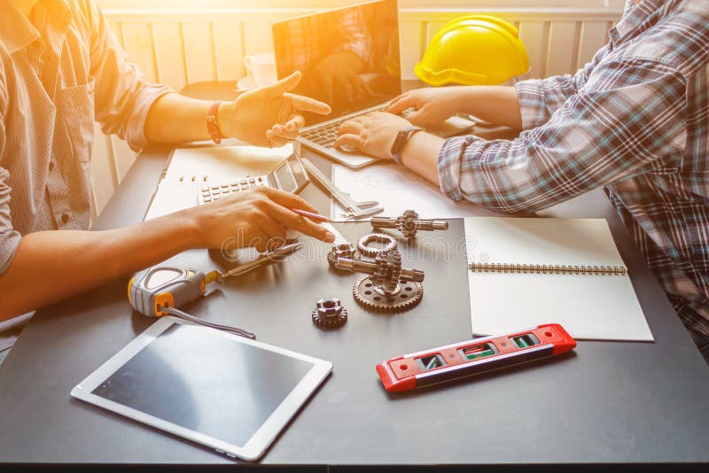 Soft Focus, Factory Mechanical Engineering Team is Designing and ...