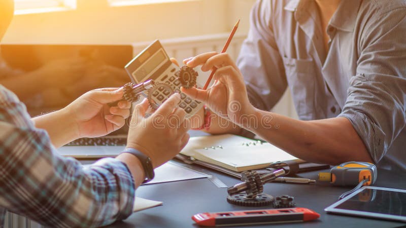 Soft Focus, Factory Mechanical Engineering Team is Designing and ...