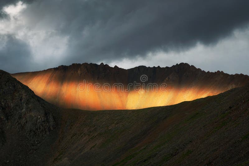 Mystical Light in the Misty Dark Mountains. Dramatic Sky on Mountain ...