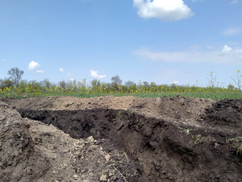 Disturbed Ground. Soil Texture Stock Image - Image of stones, texture ...