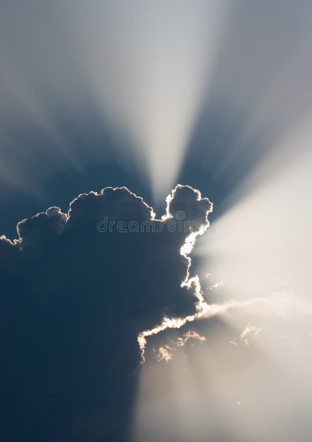 Sol con las nubes imagen de archivo. Imagen de potencia - 14717099