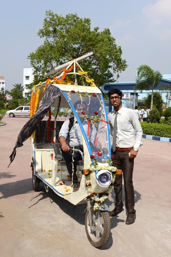 Solar Auto Rickshaw editorial photography. Image of exclusive - 57519407