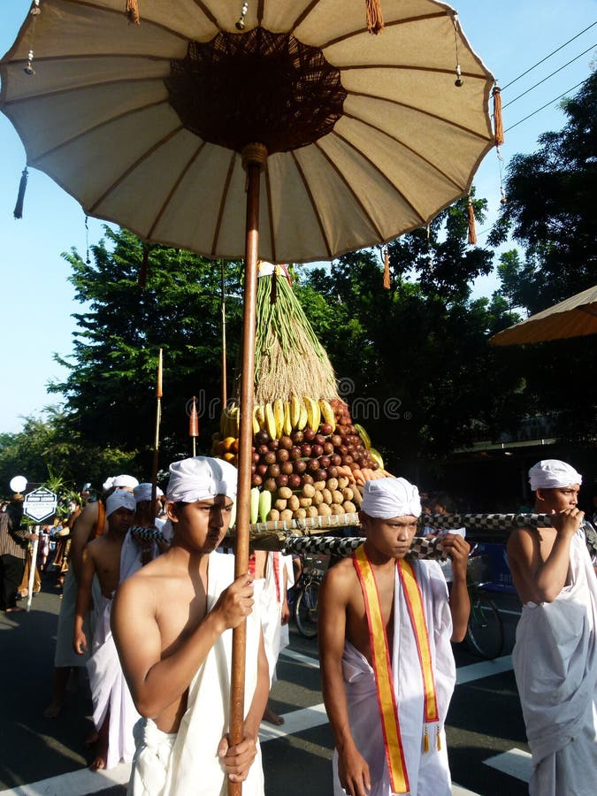 Solar eclipse editorial stock image. Image of eclipse - 67778659