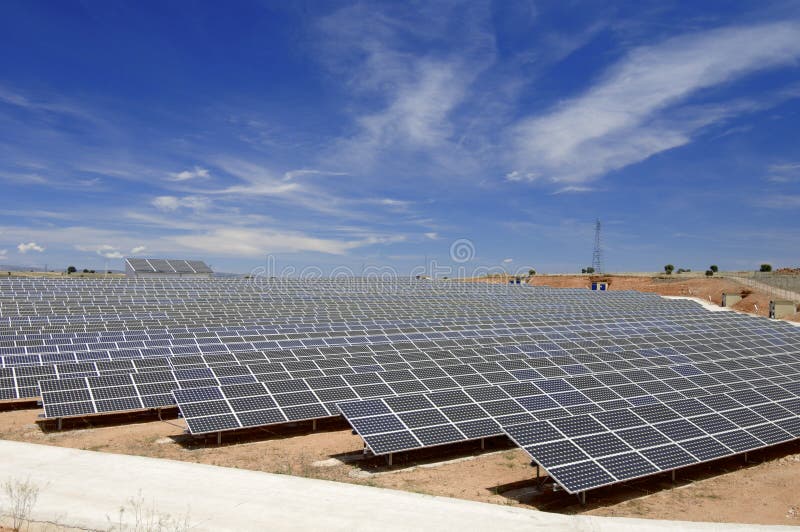 Solar Mirrors stock image. Image of sunlight, power, renewable - 11910365