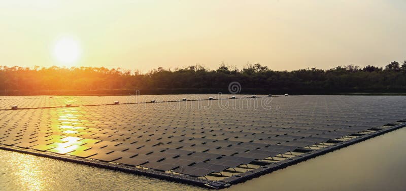 Solar Panel Platform on Water in Pond. Concept Clean Energy in Nature ...