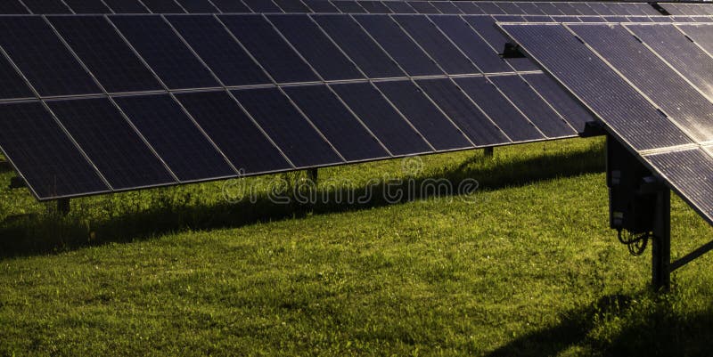Solar Panels, Alternative Electricity Source, Solar Panels in the ...