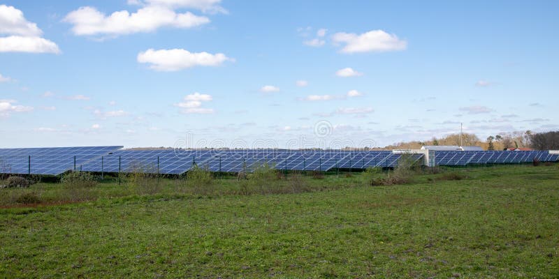 Solar Power Panels with in Photovoltaic System Electric Solar Panel ...