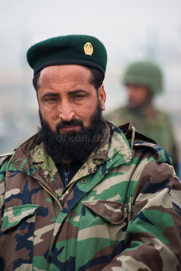 Soldado imagen de archivo editorial. Imagen de ayuda - 18433159