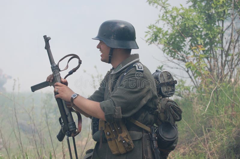 Soldado alemán foto de archivo. Imagen de mundo, uniforme - 5133826