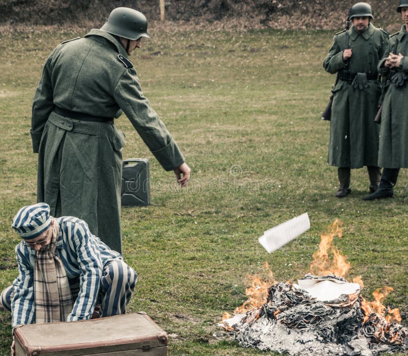 Soldado Alemán De WW2.Winter Foto de archivo - Imagen de deporte ...