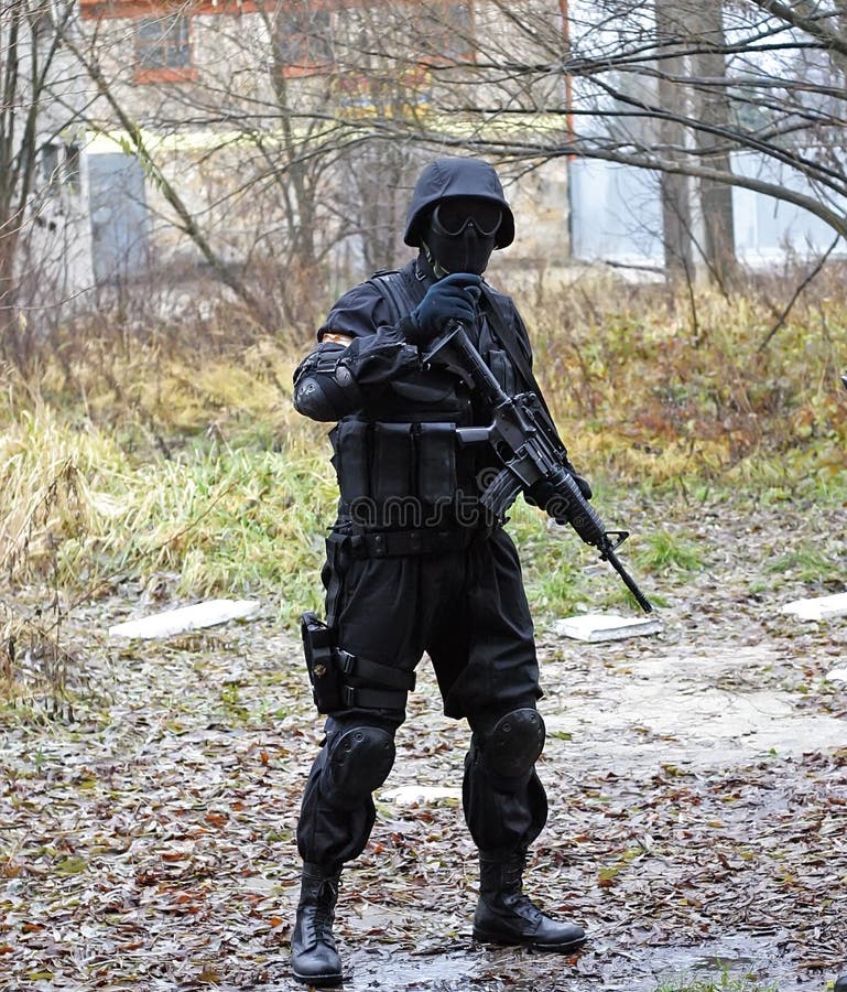 Jogo do Asg imagem de stock. Imagem de pistola, cuidado - 3739209