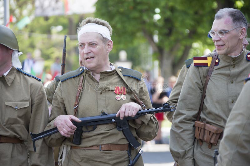 Soldado ruso foto de archivo editorial. Imagen de contento - 128477508