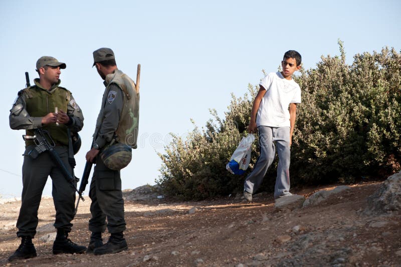 Soldados Israelitas Em Jerusalem Do Leste Foto de Stock Editorial ...