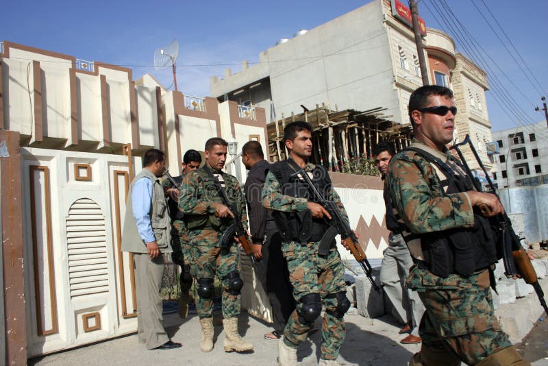 Soldat Kurde photo éditorial. Image du canon, arme, guerre - 23382706