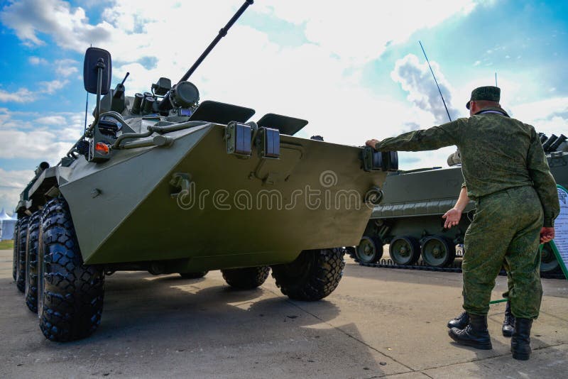 Russian Self-propelled Artillery Howitzer Stock Photo - Image of ...