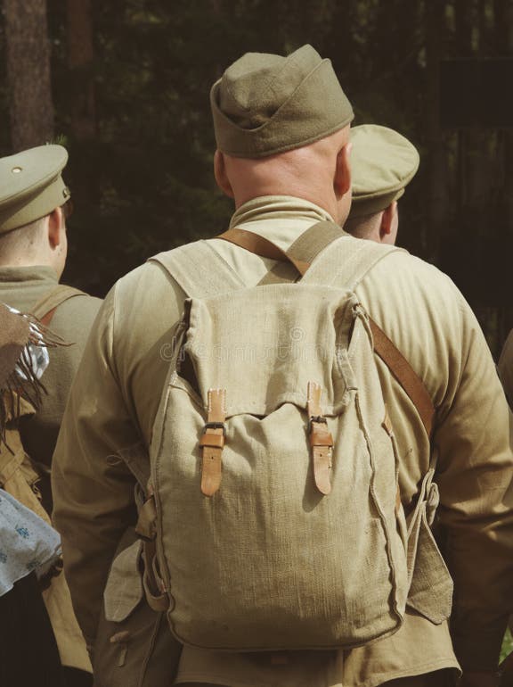 Soldiers in Uniform during the Civil War. Ammunition, Backpack ...