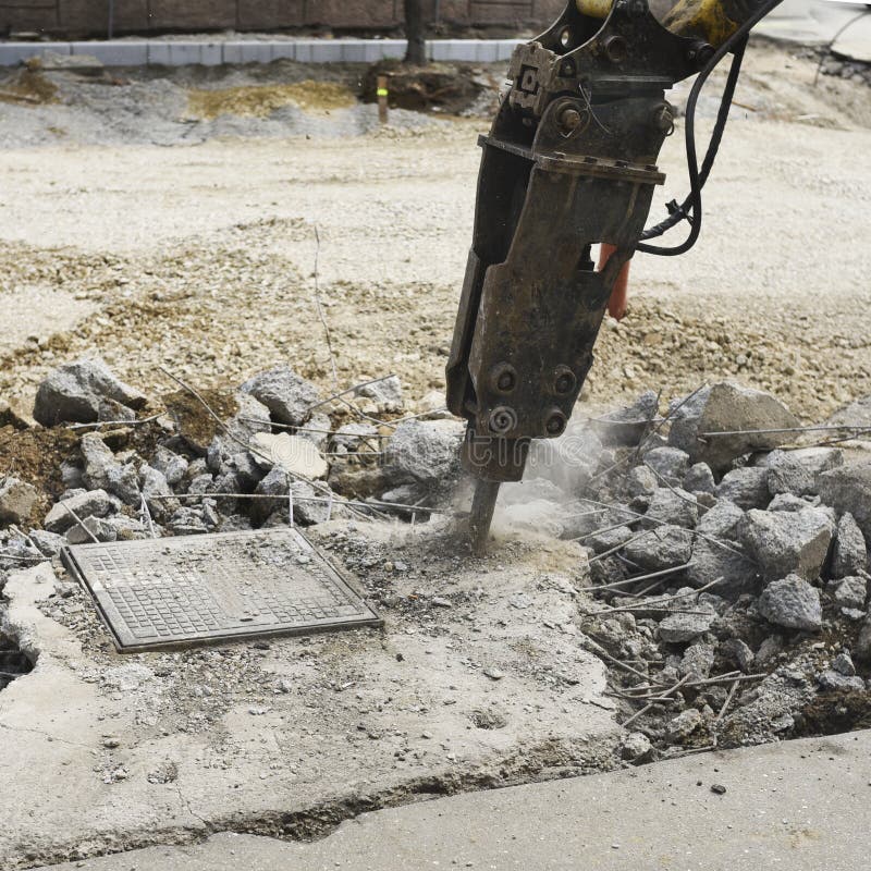 A Solid Body Hammer and Hydraulic Breaker for Asphalt, Skid Steers ...