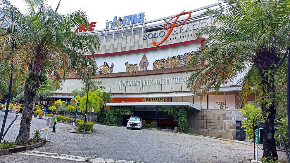Solo Paragon the Pride of Java Mall Central Java Indonesia Editorial ...