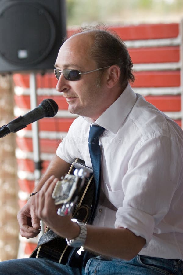 Solo singer stock photo. Image of male, entertain, concert - 6883022