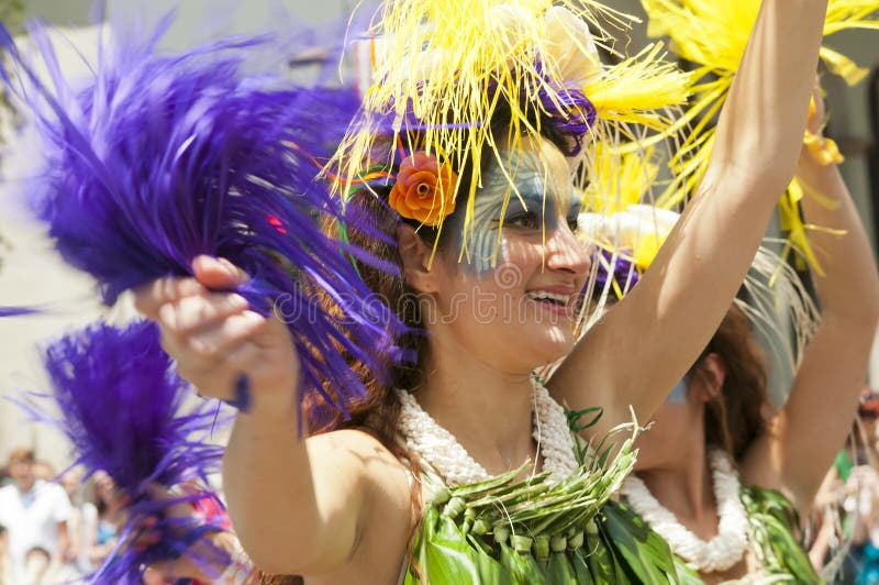 Solstice parade dancer editorial photography. Image of parade - 20114547