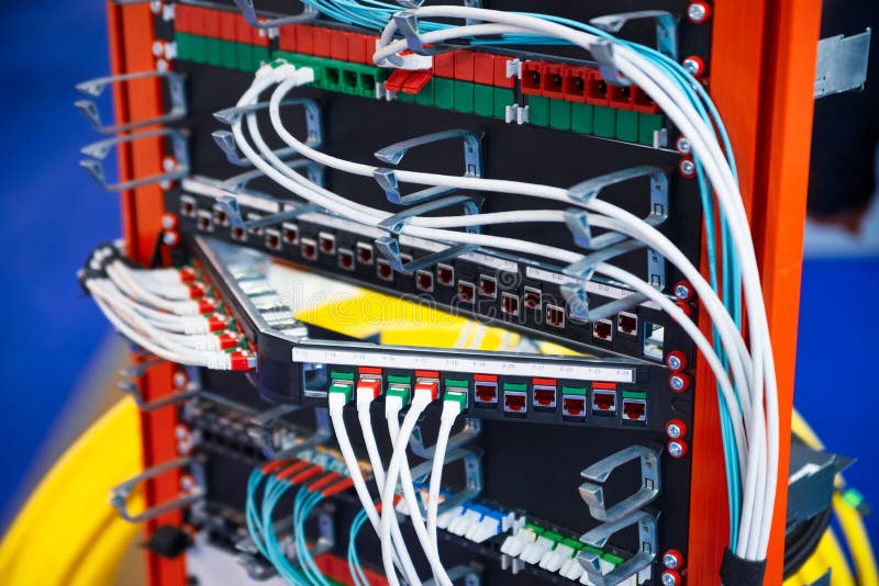 Solutions for Building it Infrastructure. Structured Cabling, Modular ...