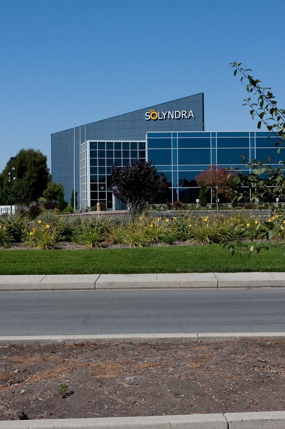 Solyndra - 0806 foto de archivo editorial. Imagen de fotovoltaico ...