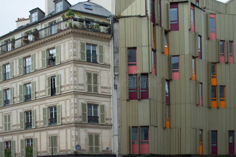 Some Building Middle City Many Windows Stock Photos - Free & Royalty ...