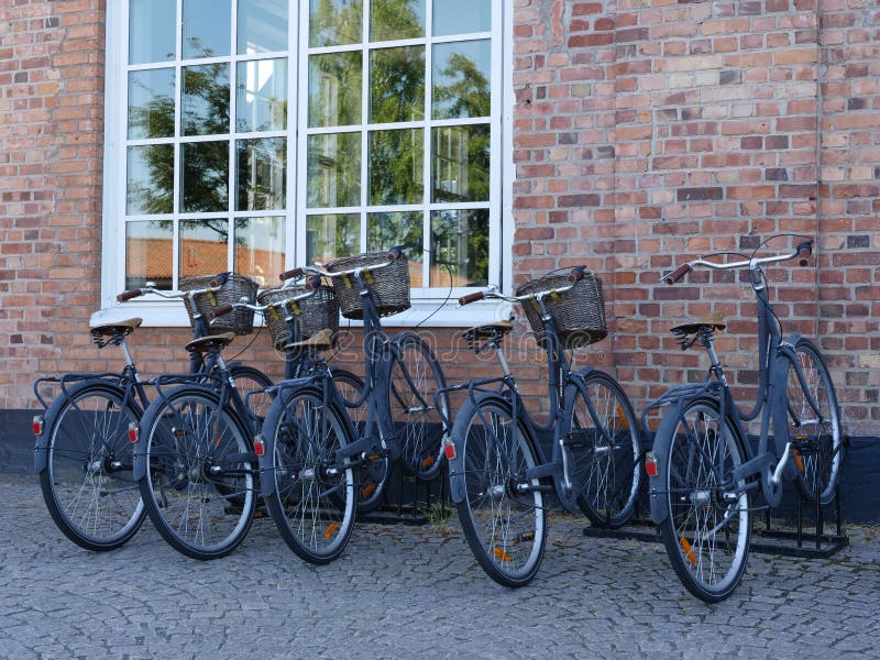 Some retro bicycles editorial image. Image of pedal - 132279855