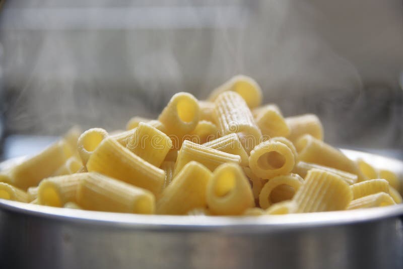 Colander Of Steaming Hot Spaghetti Draining Stock Photo - Image of ...