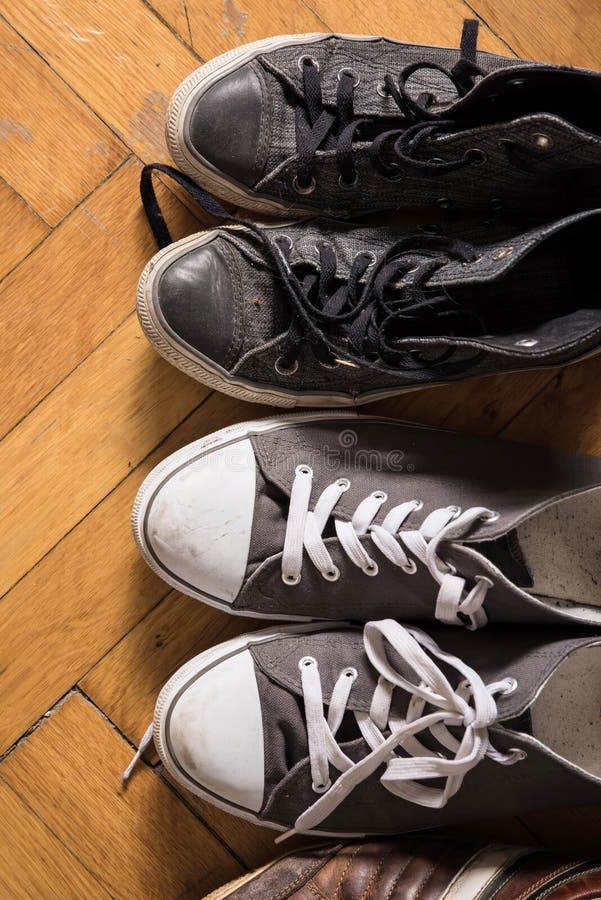 Used Sneakers Shoes in White Color but it Grimy and Gloomy Color, Put ...