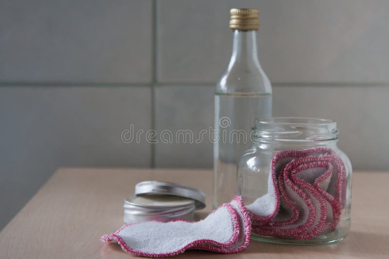 Zero Waste Organic Cotton Pads and Make Up Remover Stock Photo - Image ...