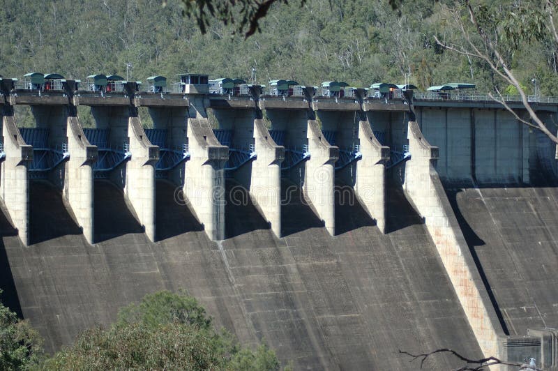 Somerset Dam photo stock. Image du australie, approvisionnements - 32576520