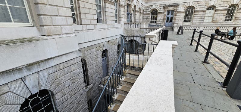 Somerset House Building on a Sunny Day Stock Photo - Image of somerset ...