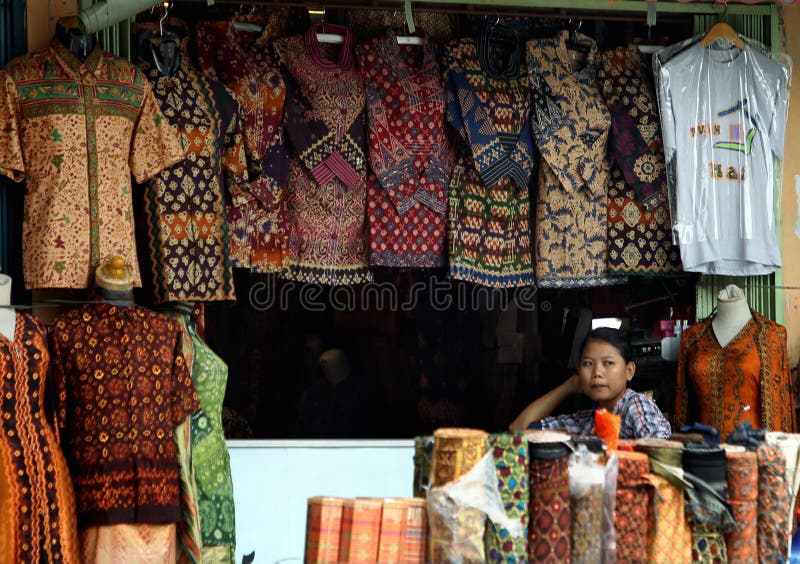 Songket redaktionell foto. Bild av stad, java, kläder - 68631470