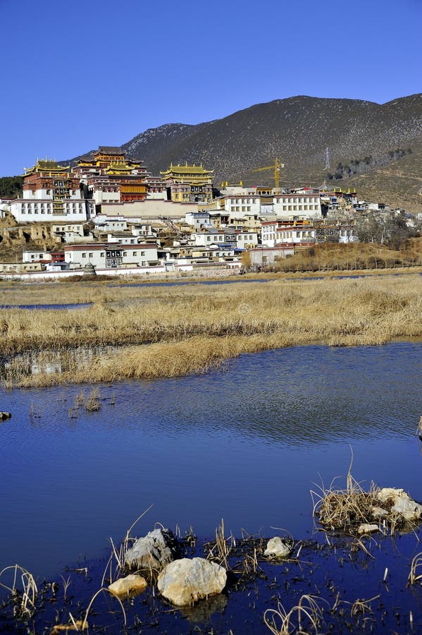 Songzanlin monastery stock photo. Image of worship, colorful - 26973038