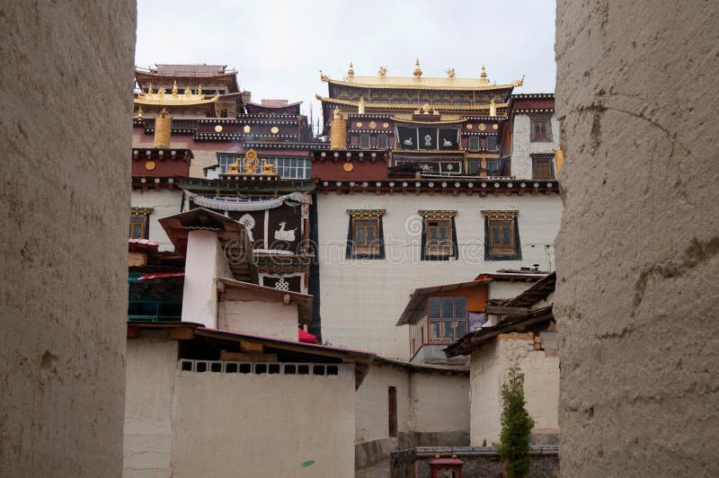 Songzanlin Tibetan Monastery, Shangri-la, China Stock Photo - Image of ...
