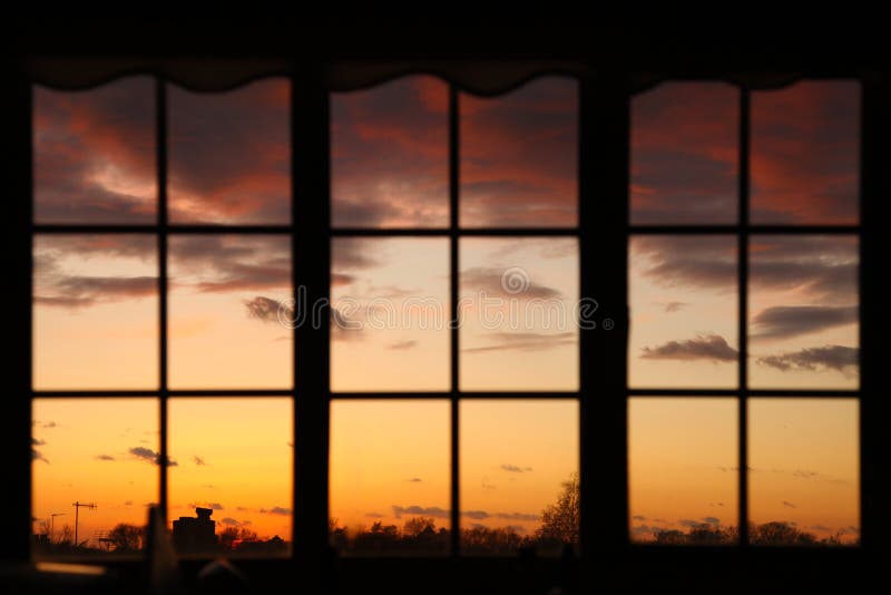 Sonnenuntergang Durch Fenster Stockbild - Bild von nave, hintergrund ...