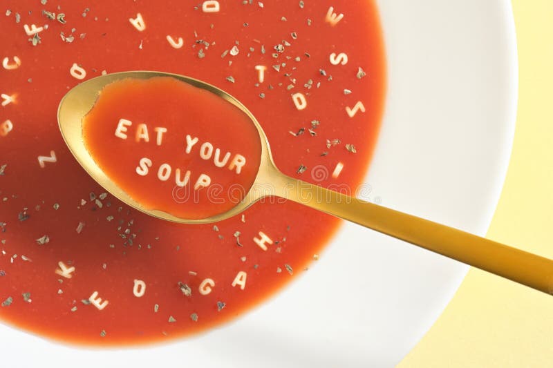 Sopa Con Fideos De Letras En Cuchara Foto de archivo - Imagen de ...