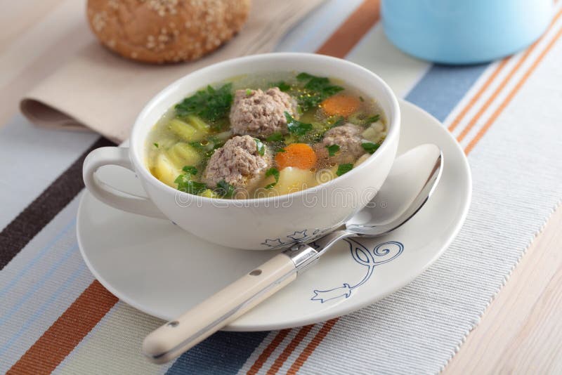 Sopa de la rana foto de archivo. Imagen de cocinado, sopa - 34774516