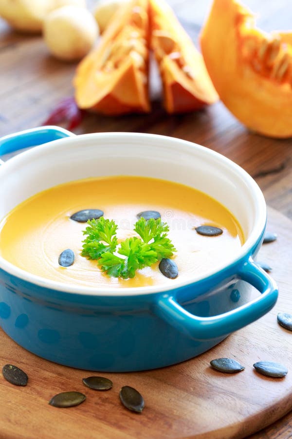 Sopa de la calabaza foto de archivo. Imagen de cocina - 58942868