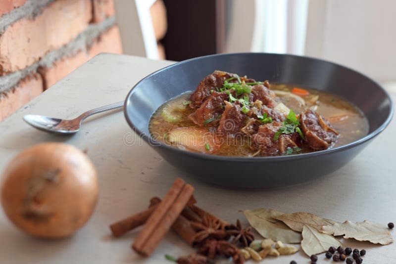 Sopa de la cola del buey foto de archivo. Imagen de ingrediente - 16187314