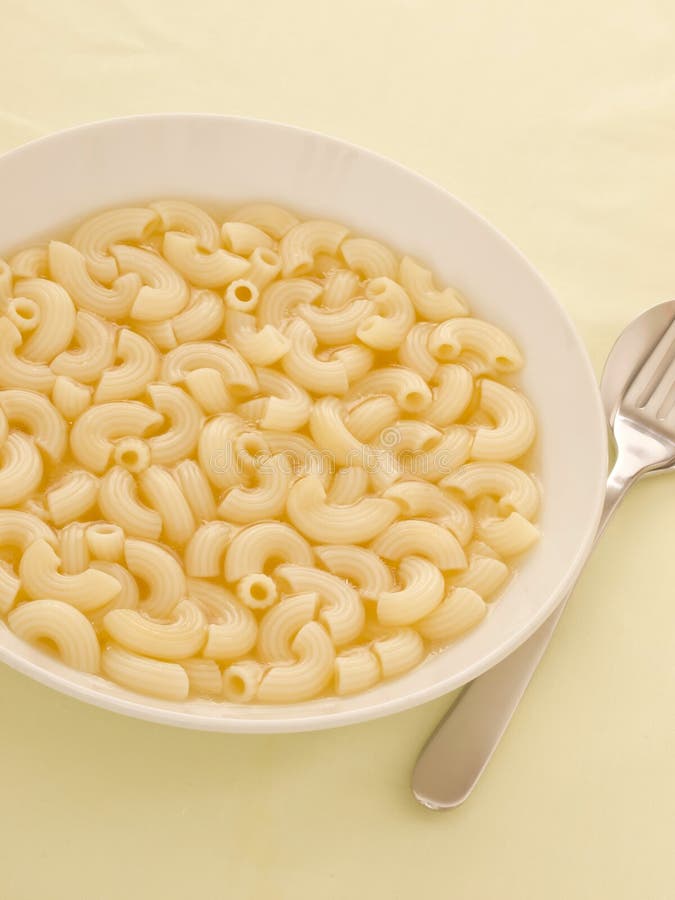 Sopa de los macarrones imagen de archivo. Imagen de nutritivo - 48528995