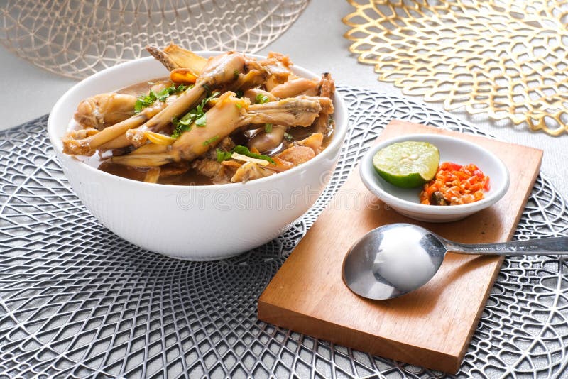 Sopa De Rana Con Taouco Picante Imagen de archivo - Imagen de curry ...