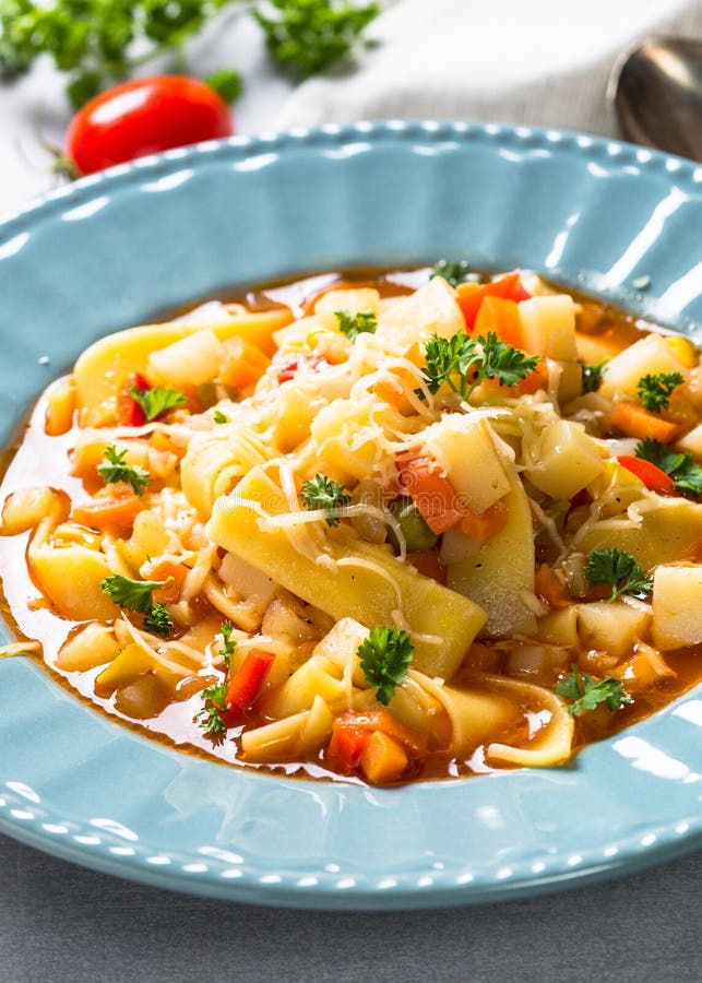 Sopa Italiana Tradicional Do Minestrone Imagem de Stock - Imagem de ...