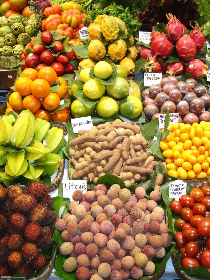 Fruta y verdura en Ecuador foto de archivo. Imagen de fruta - 25350296